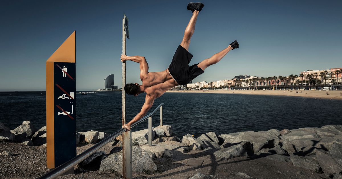 How to Do Calisthenics Human Flag Properly | Learn From Exper